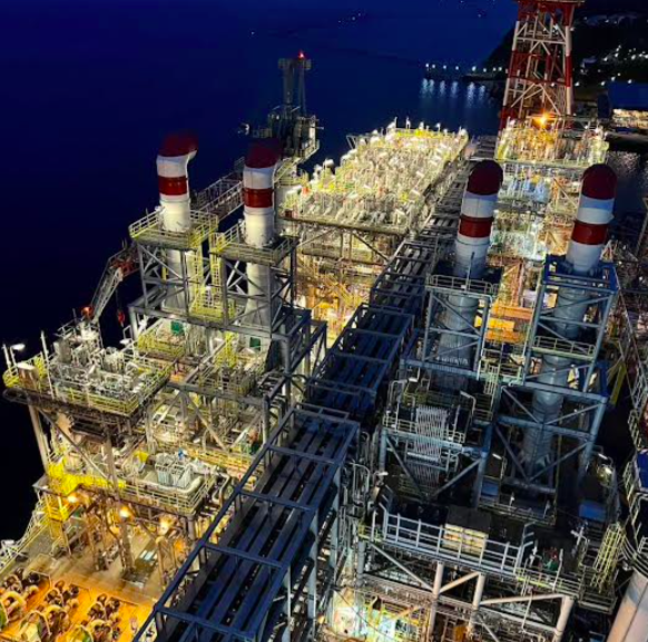 Energean: Εντυπωσιακό το Energean Power… by night (ΦΩΤΟΓΡΑΦΙΕΣ ...