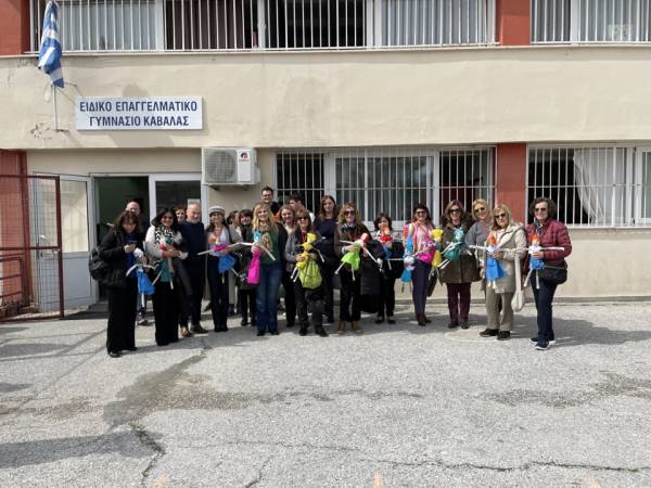 5ο ΓΕΛ Καβάλας: Φιλοξένησε εκπαιδευτικούς από πέντε σχολεία της Ευρώπης ...