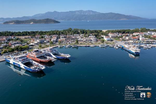 «Wind-up team»: Αφιέρωμα στην Κεραμωτή – Η μεγαλύτερη αμμόγλωσσα της ...