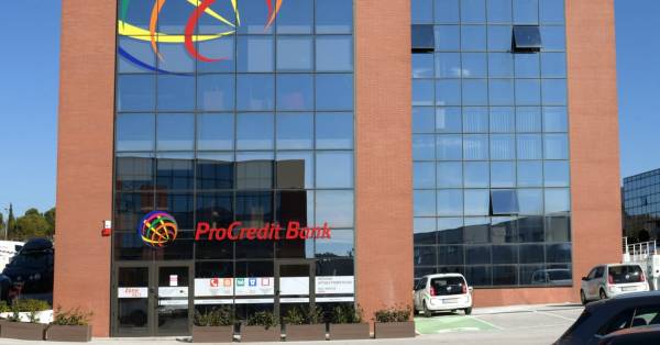Η συνάντηση γνωριμίας της Procredit Bank με τον επιχειρηματικό κόσμο ...